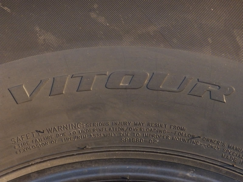 Vitour Tyres - Galaxy 285/70R15 115H
